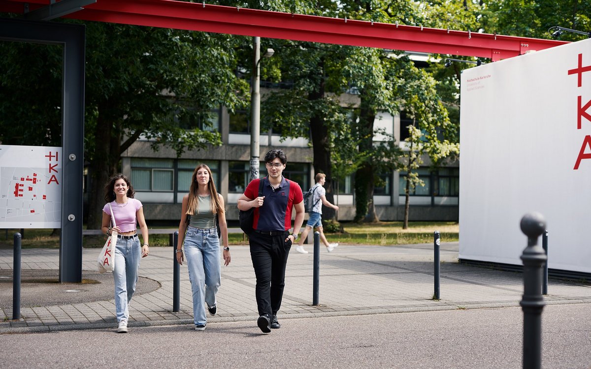 Für das Sommersemester 2025 bewerben